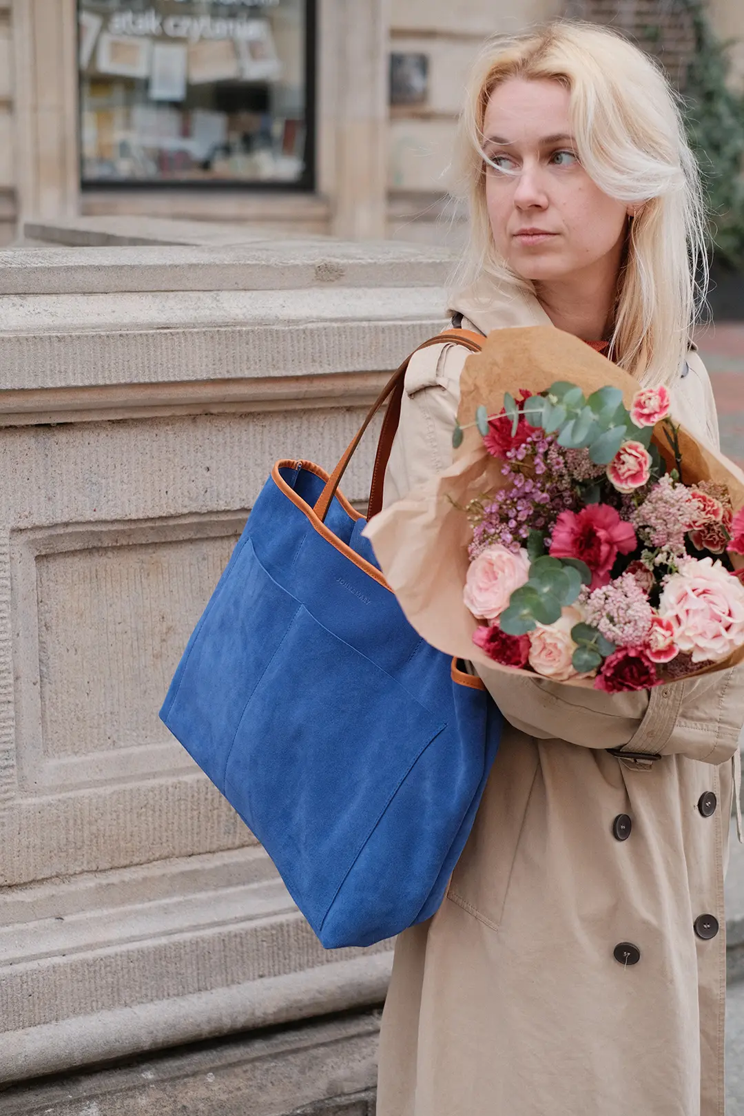 LEZAMA torba zamszowa z lamówką chabrowa - JOHN & MARY